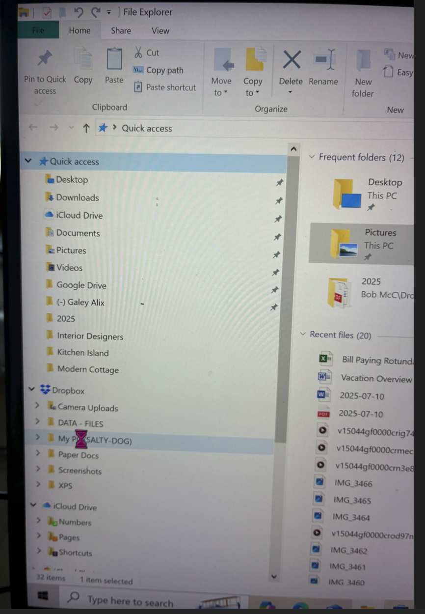 When I try to access my folders on Windows 10, File Explorer freezes ...